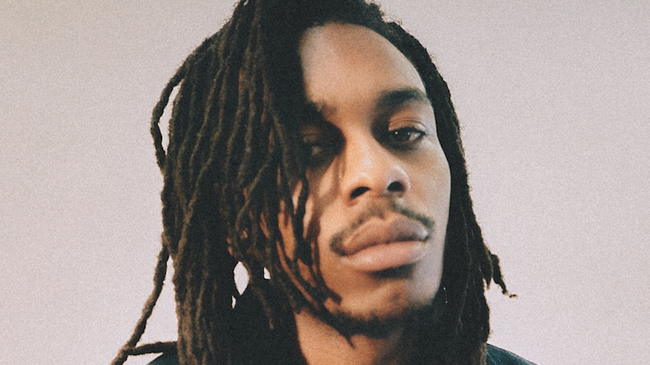 Knucks is very online